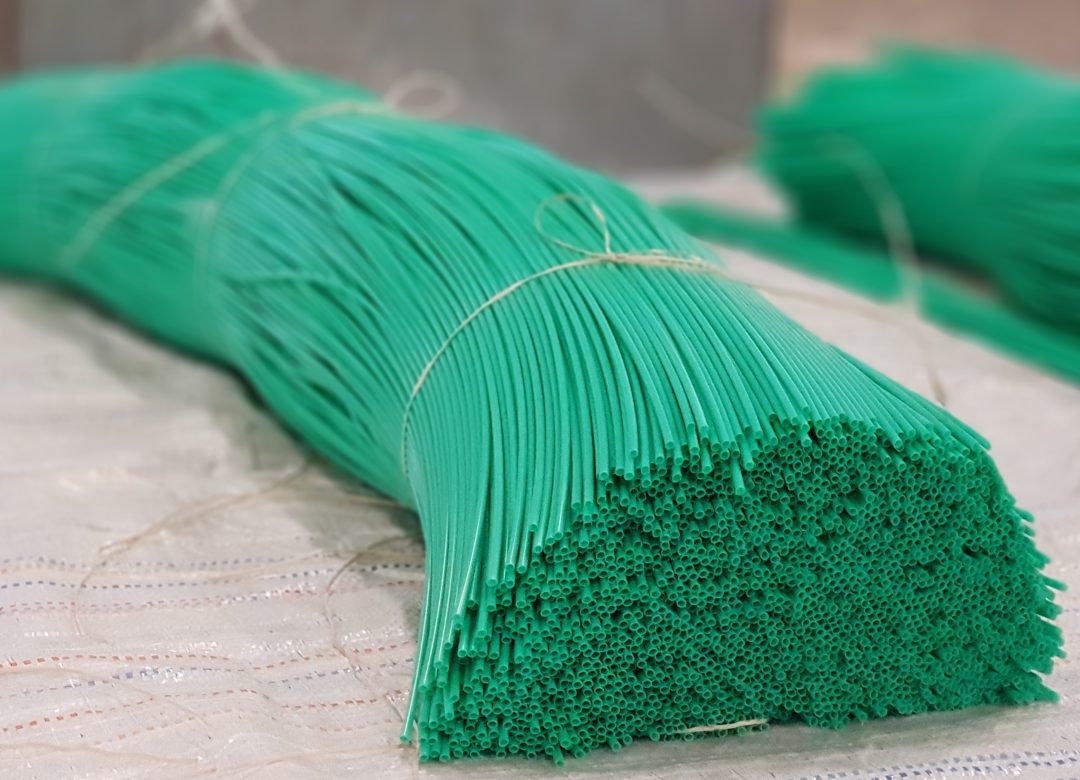 Pabrik Selang Hanger - Biji Plastik, Sedotan Plastik dan Cotton Bud